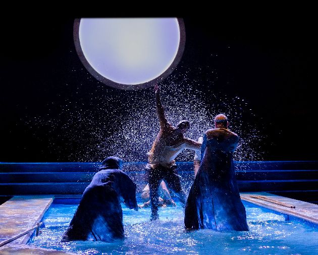 There’s a pool on stage at ANW for METAMORPHOSES! – Tell about the south