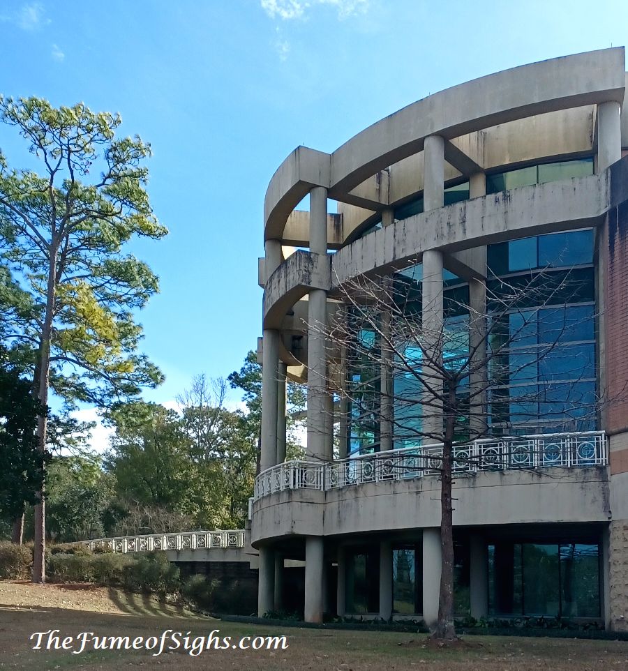 Mobile, AL – Visiting the Mobile Museum of Art – Tell about the south